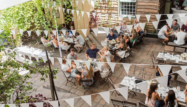 2017 The Sunday Social Brunch at HQ Restaurant in Cape Town